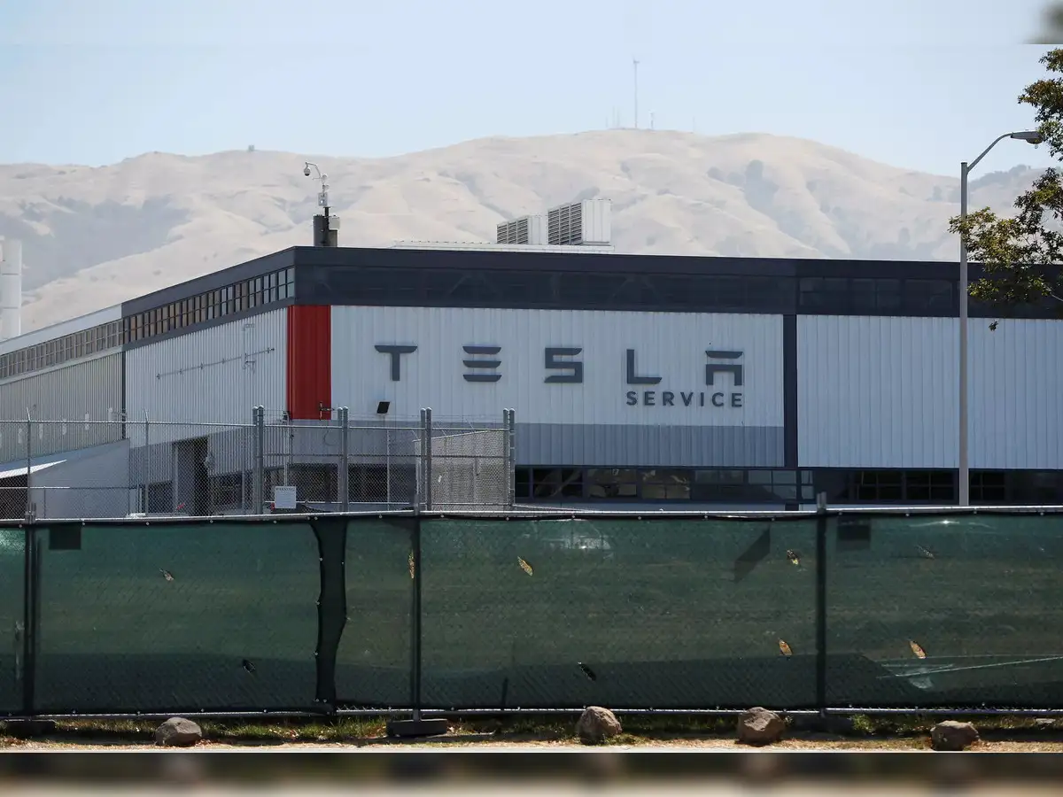 tesla gigacasting tech: Tesla working on 'gigacasting' tech to mould ...