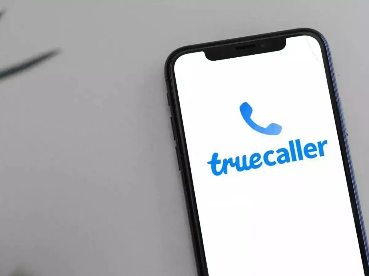 spam calls: Truecaller adds AI-powered spam blocking feature for ...