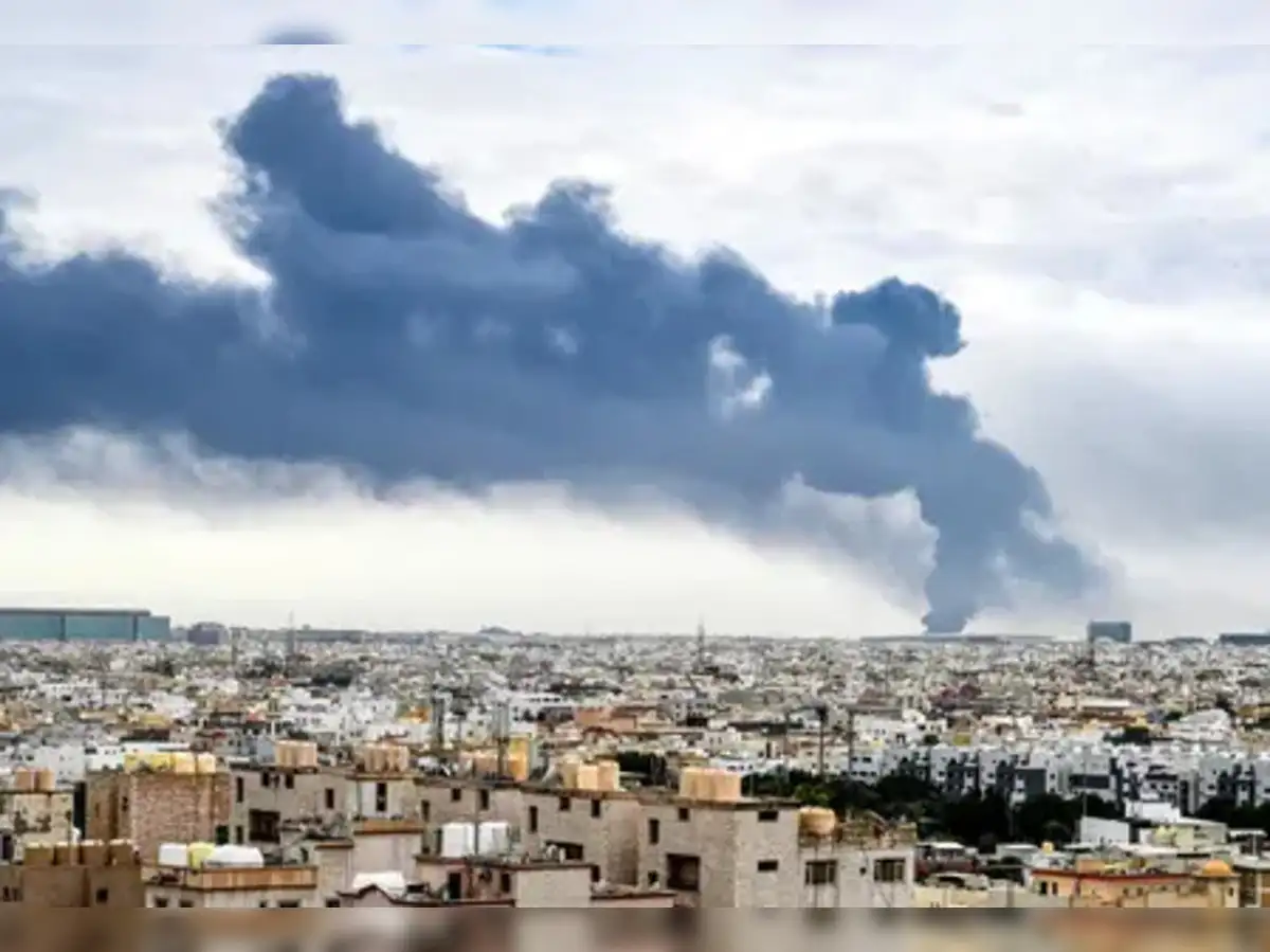 Kuwait temporarily closes airspace after Iranian attacks, flights ...
