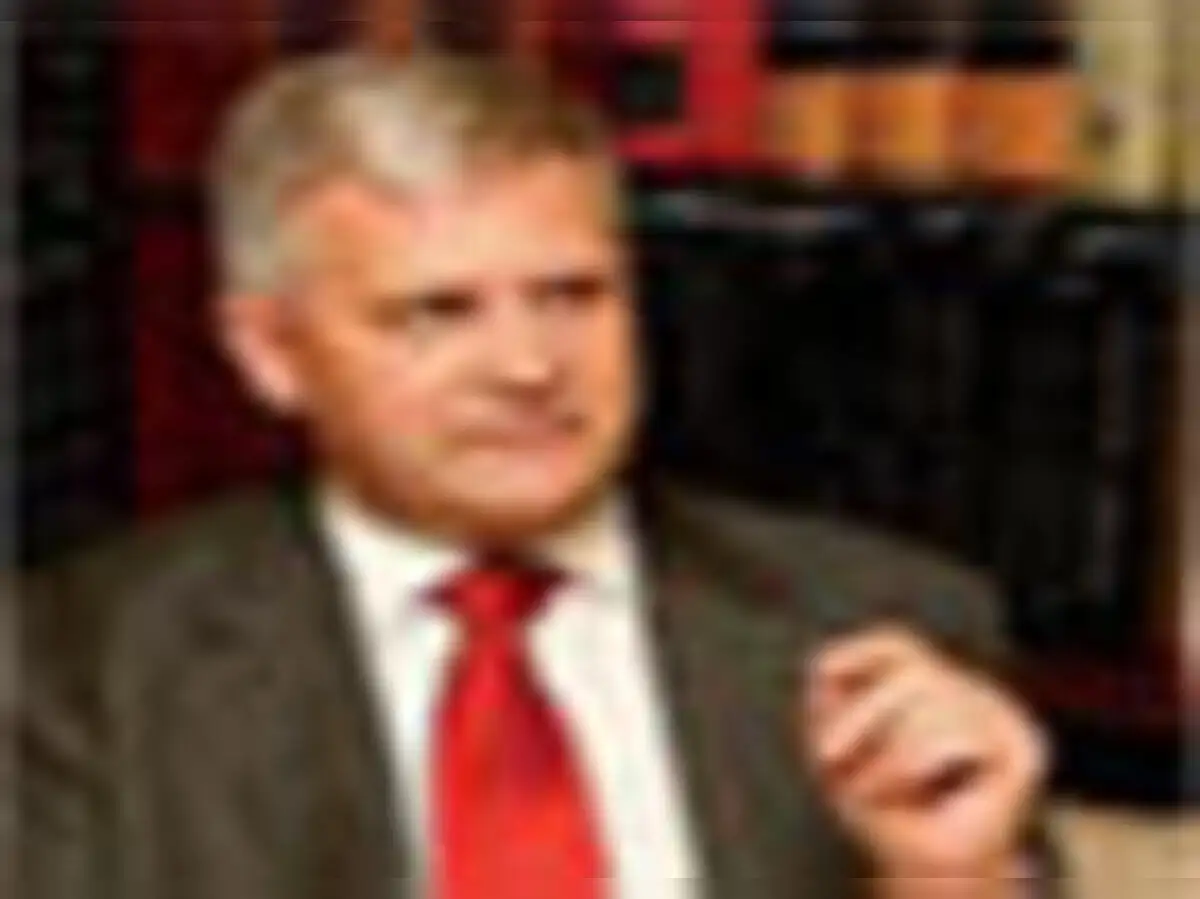 Aviva plans foray into asset management business - The Economic Times