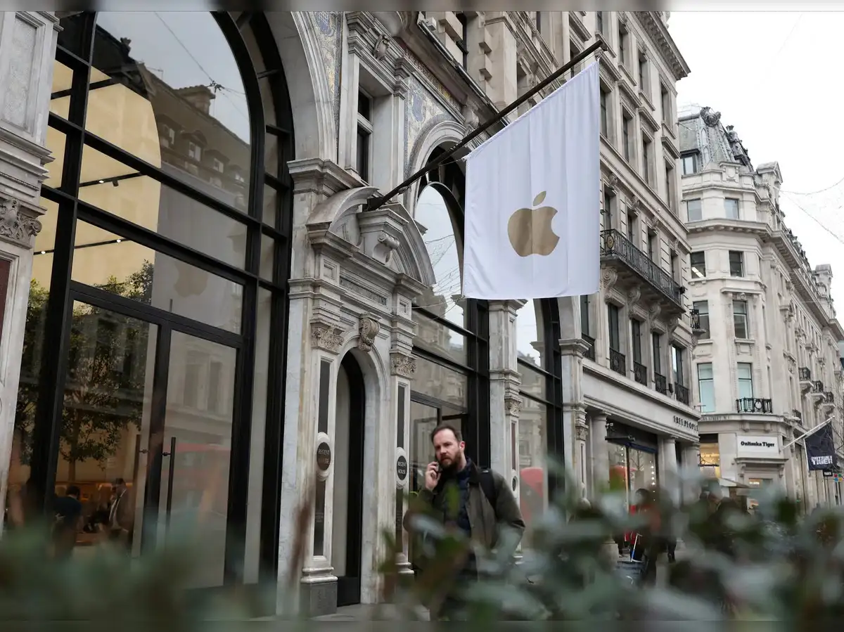 UK orders Apple to open up users' encrypted cloud data, report says ...