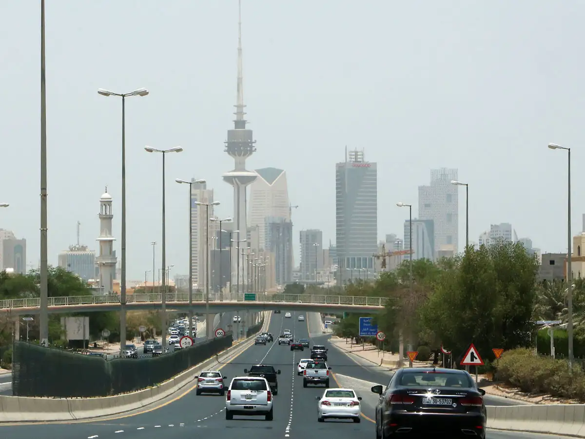 kuwait migrants: Kuwait wants to bring down migrant population from 70% ...