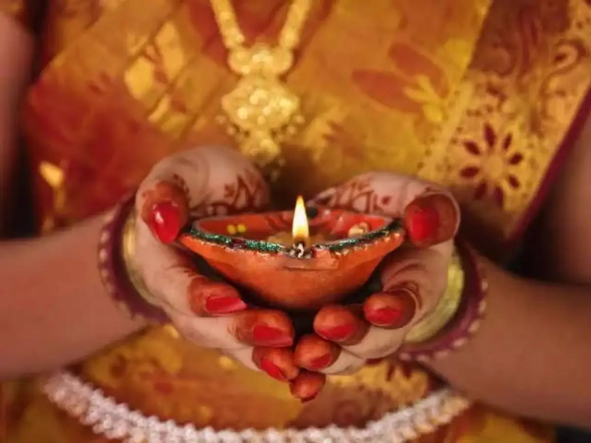 Tamil New Year AibhilinKonnie