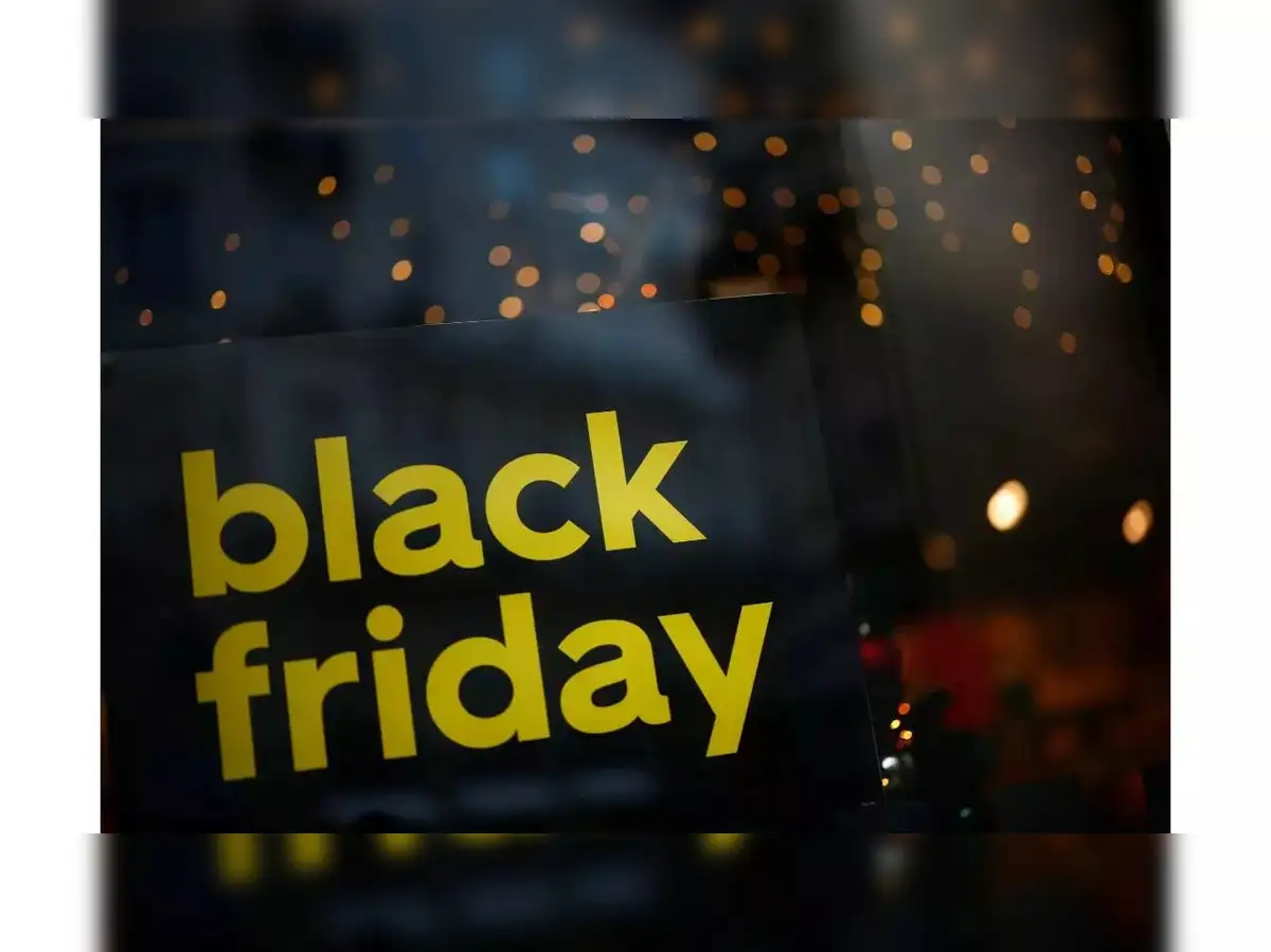 Black Friday sales: Thanksgiving sales generated $33.6 billion in ...