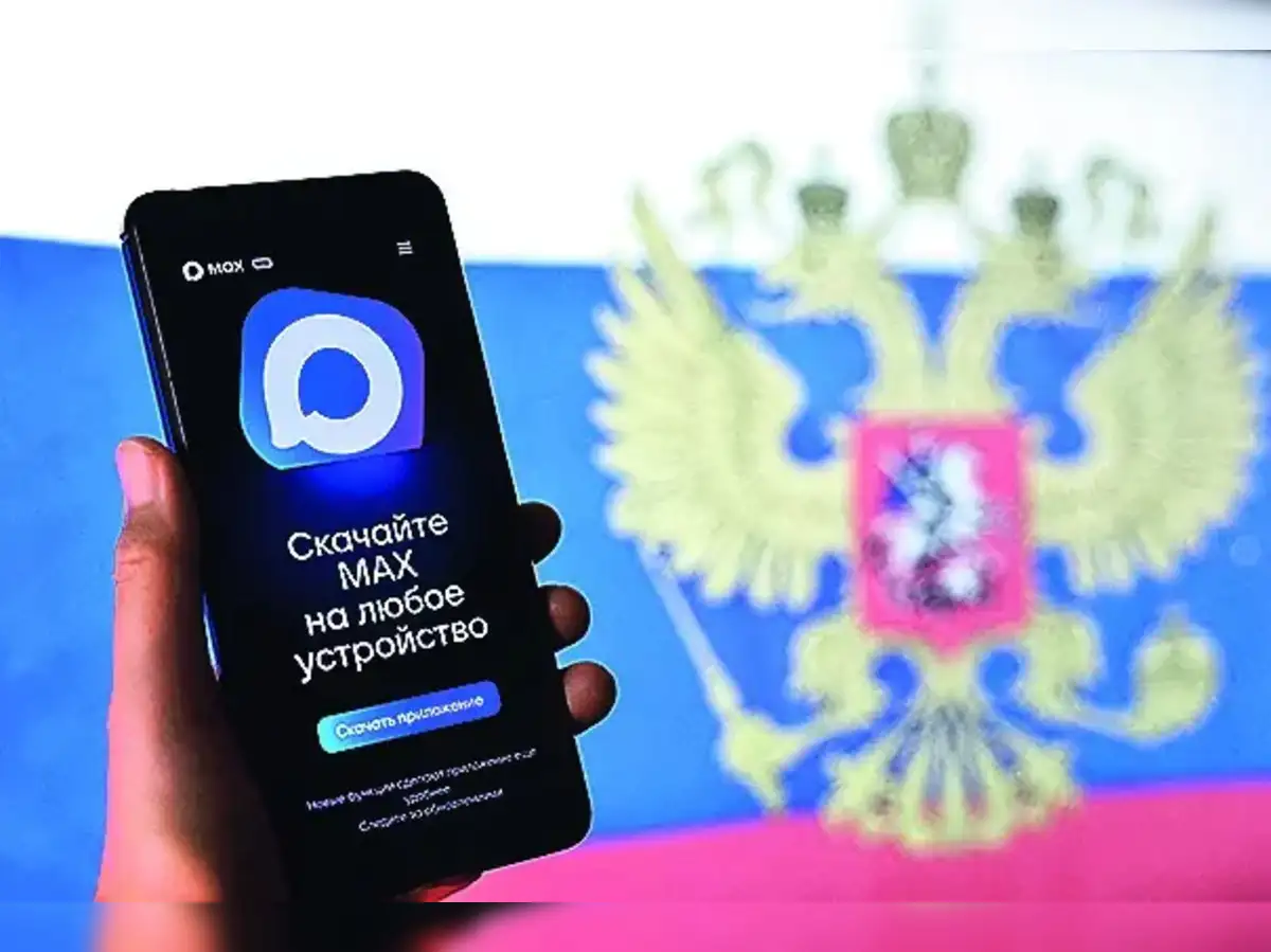 Two phones and an app: How Russians skirt Putin's digital iron curtain ...