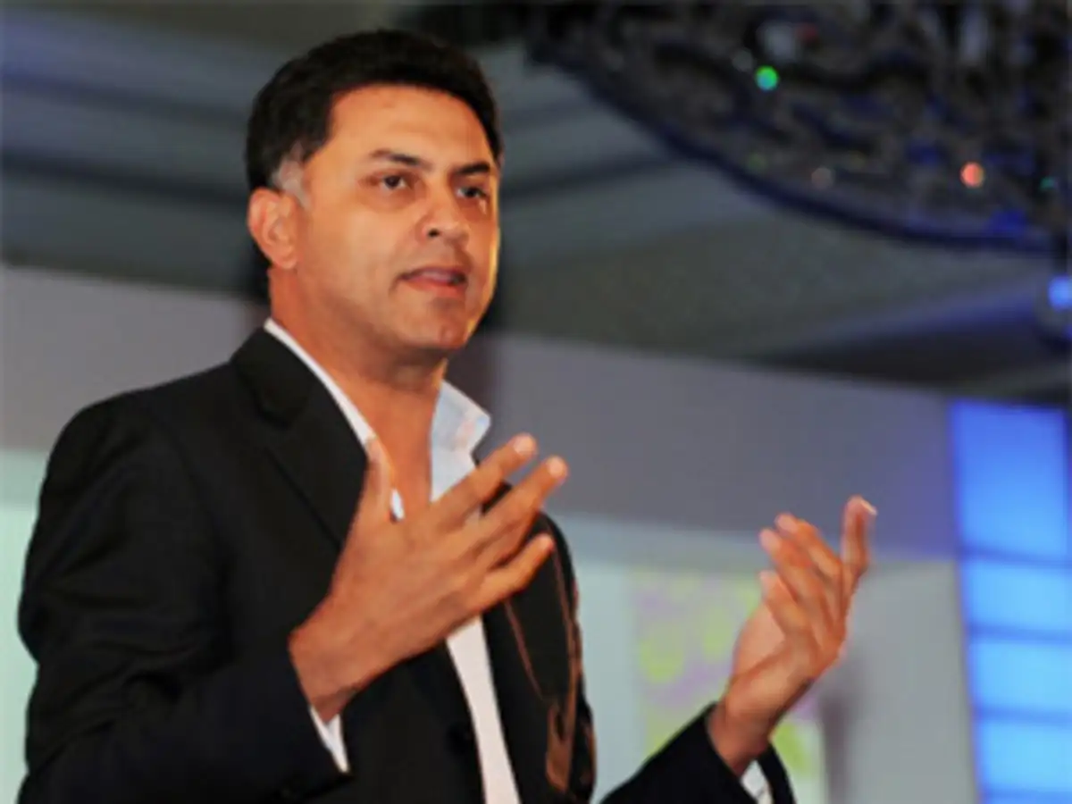 Google CEO's pay at $1, four other executives get $124 million - The ...