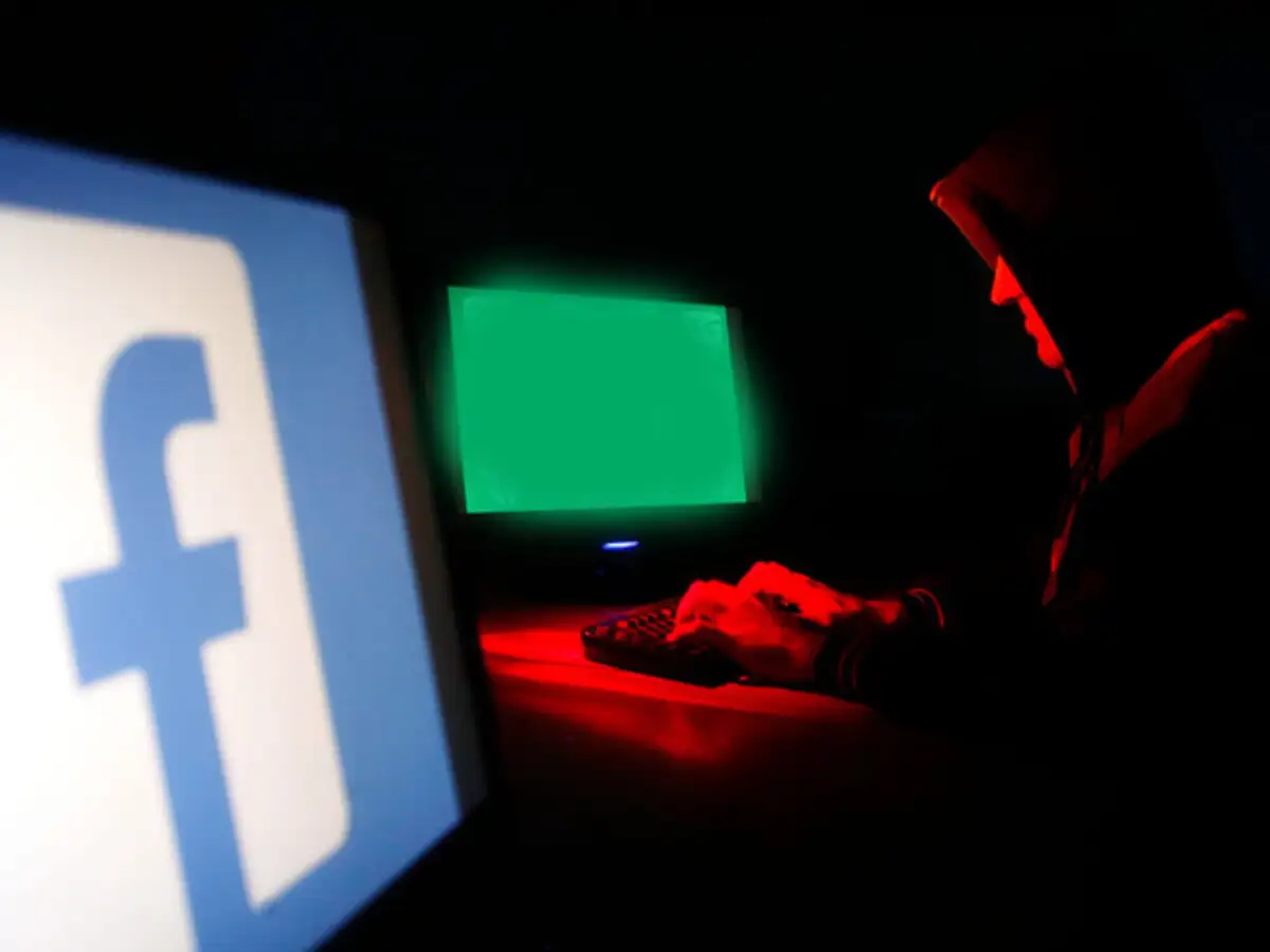 Facebook profile picture affects hiring chances: study - The Economic Times