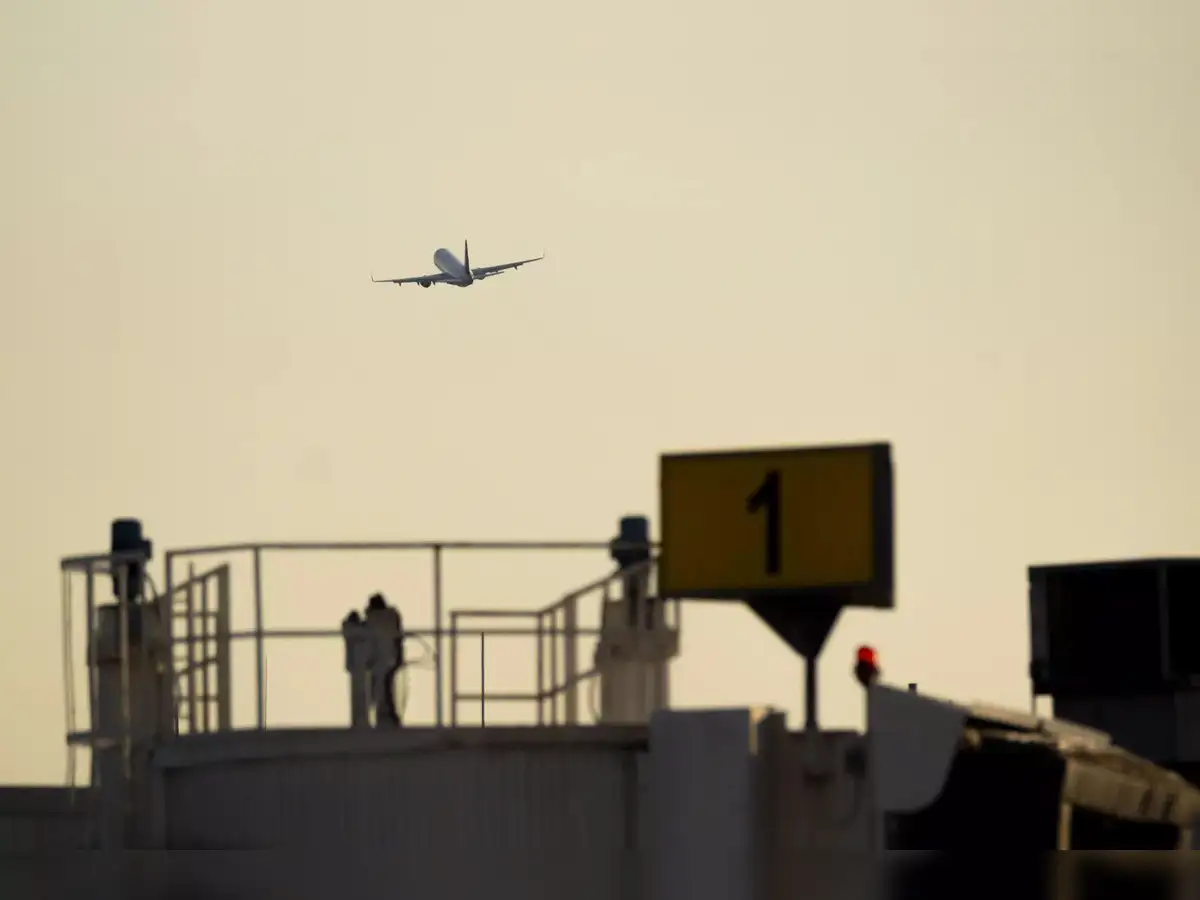 tech outage: Insurers face business interruption claims after global ...