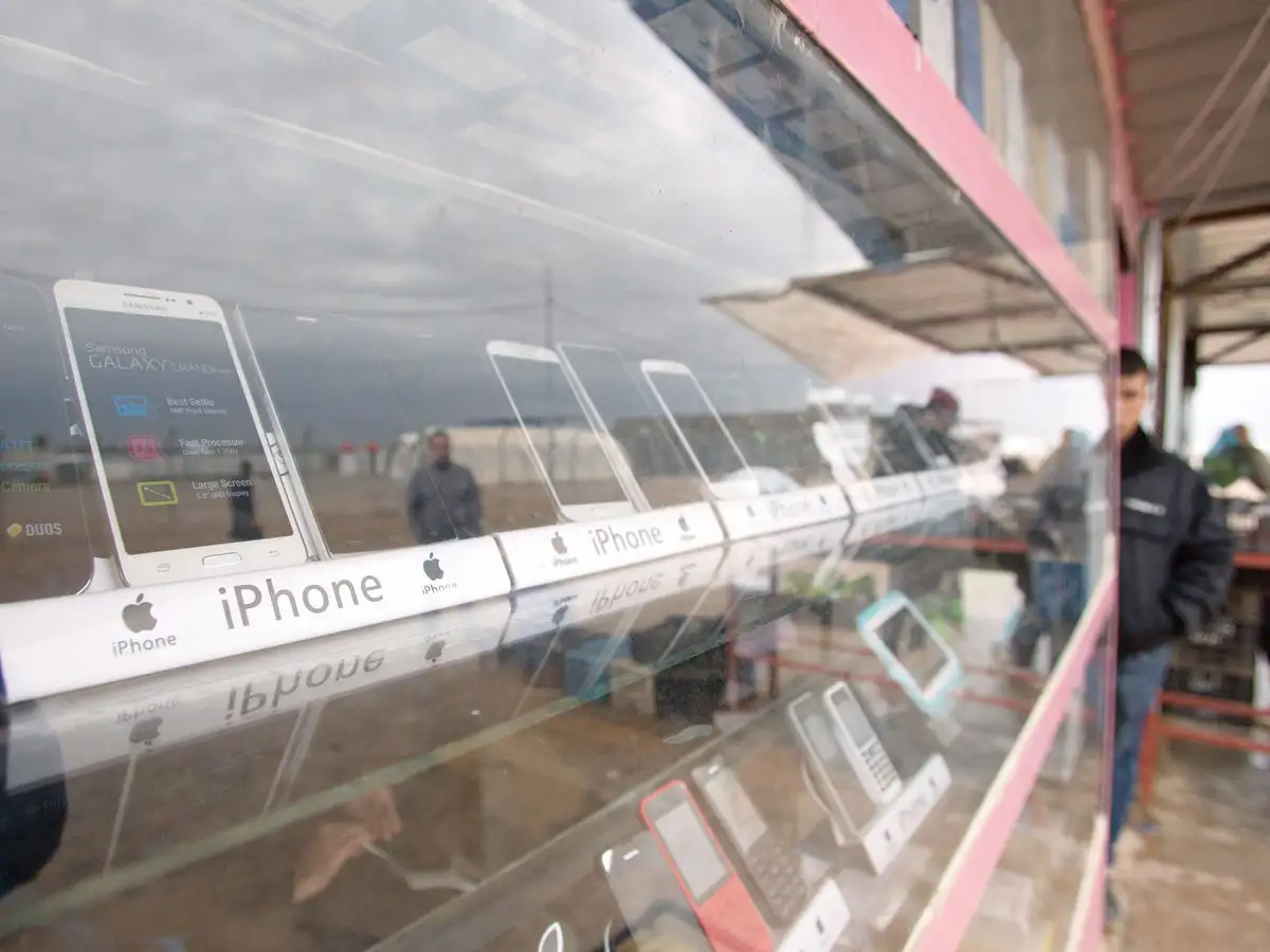 Offline phone retailers approach home ministry to restart shops - The ...