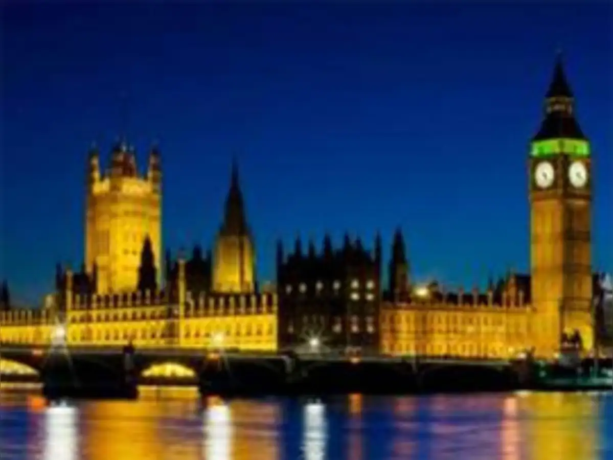 Owning a house in London's Mayfair is the latest status symbol for ...