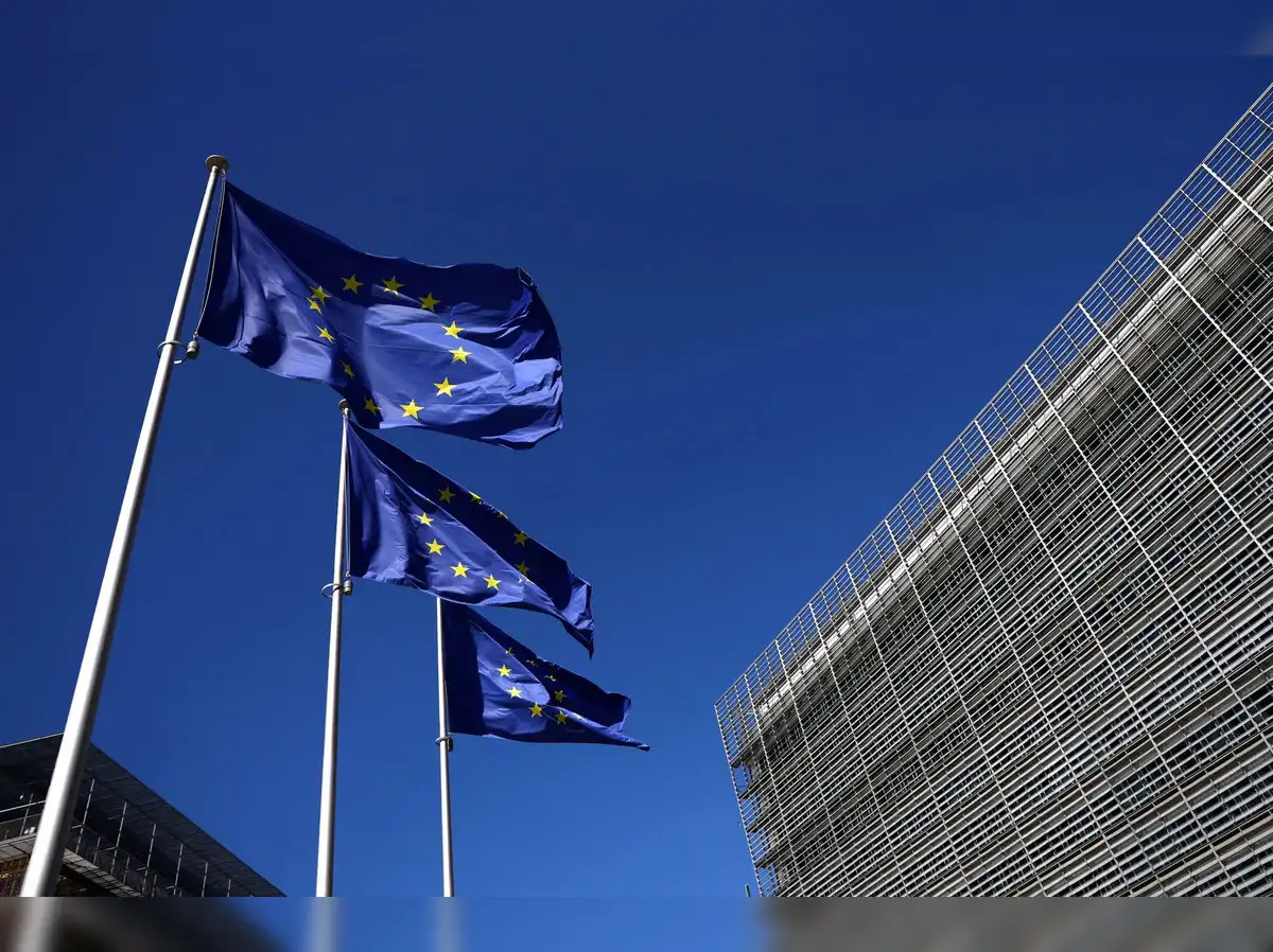EU tech chief and Apple CEO had a constructive talk on topics of common ...