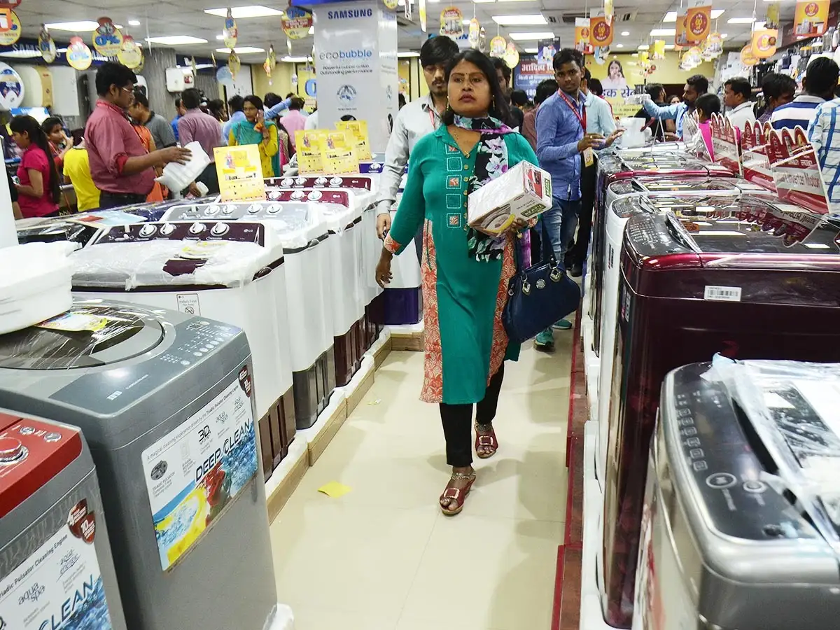 Budget 2020: Finance Minister announces new electronics manufacturing ...