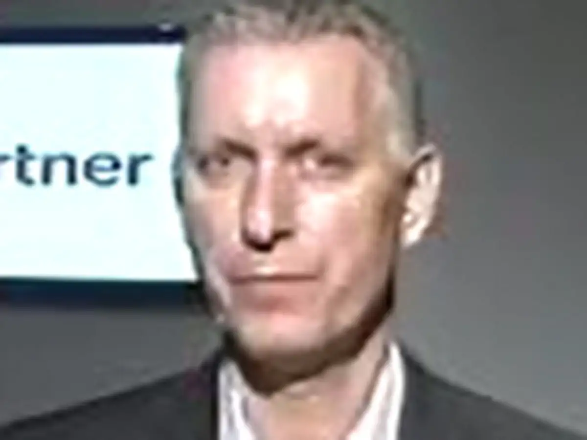 Expect IT sector globally to grow by 0.8% in FY14: Peter Sondergaard ...