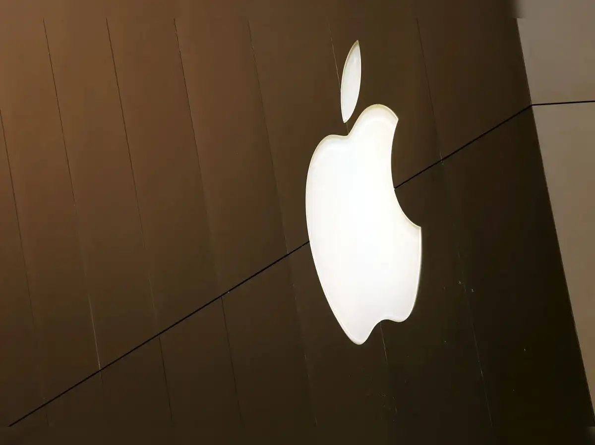 Apple shares lead tech higher after tariff exemptions - The Economic Times