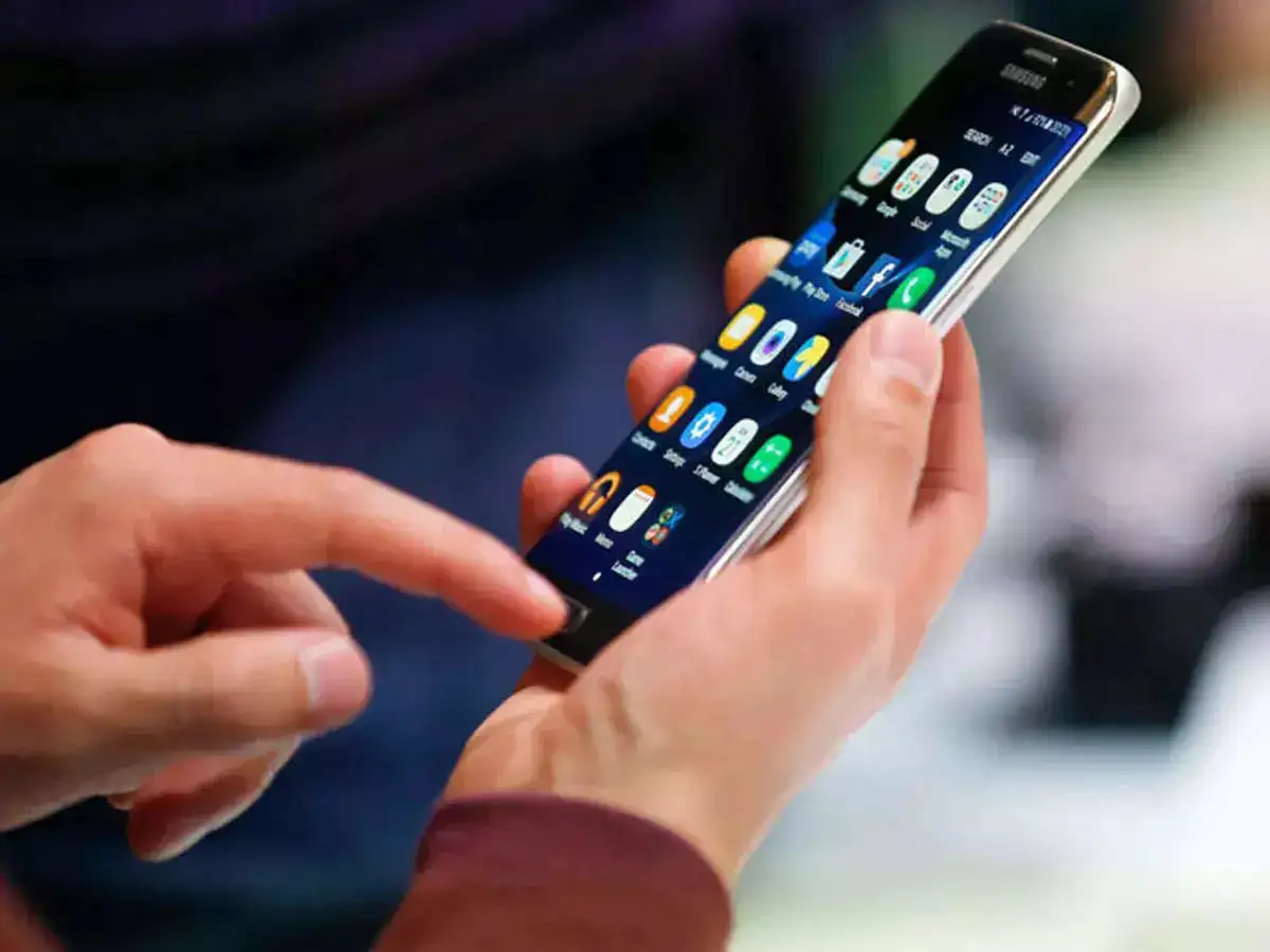 mobile app market: India leads the way in app downloads - The Economic ...