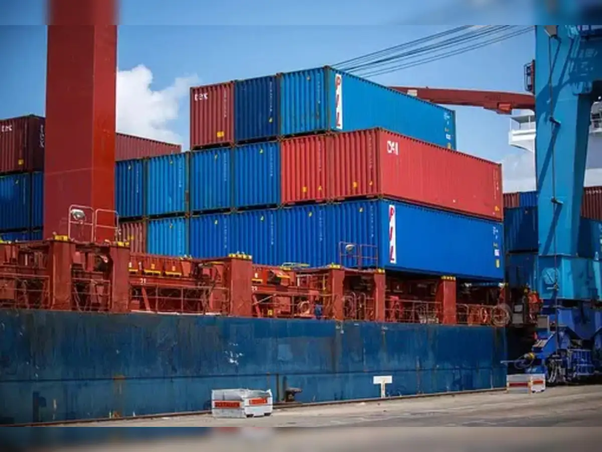 us china semiconductor: Biden to hit China with broader curbs on US ...