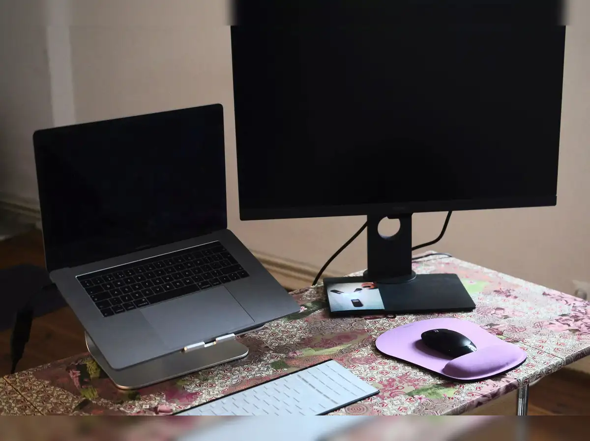 Best Laptop Stands: 10 Best Laptop Stands in India to help Reduce ...