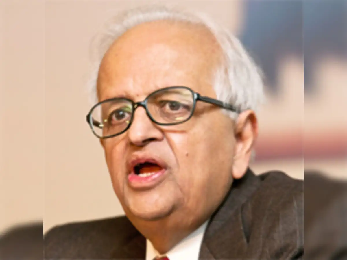 The priority is to 'deliver'; so, set realistic targets: Bimal Jalan ...