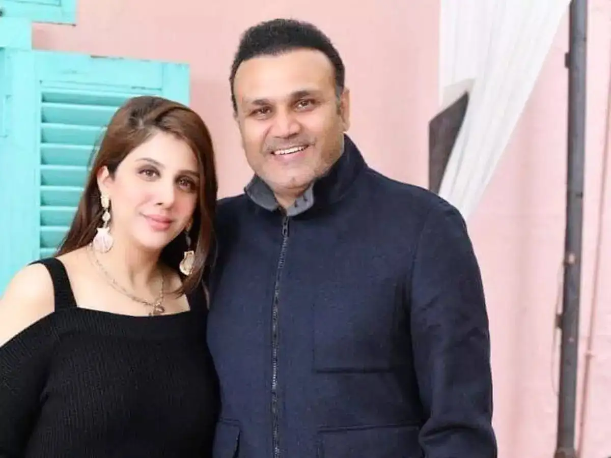 Virender Sehwag With His Wife Aarti Ahlawat Youtube