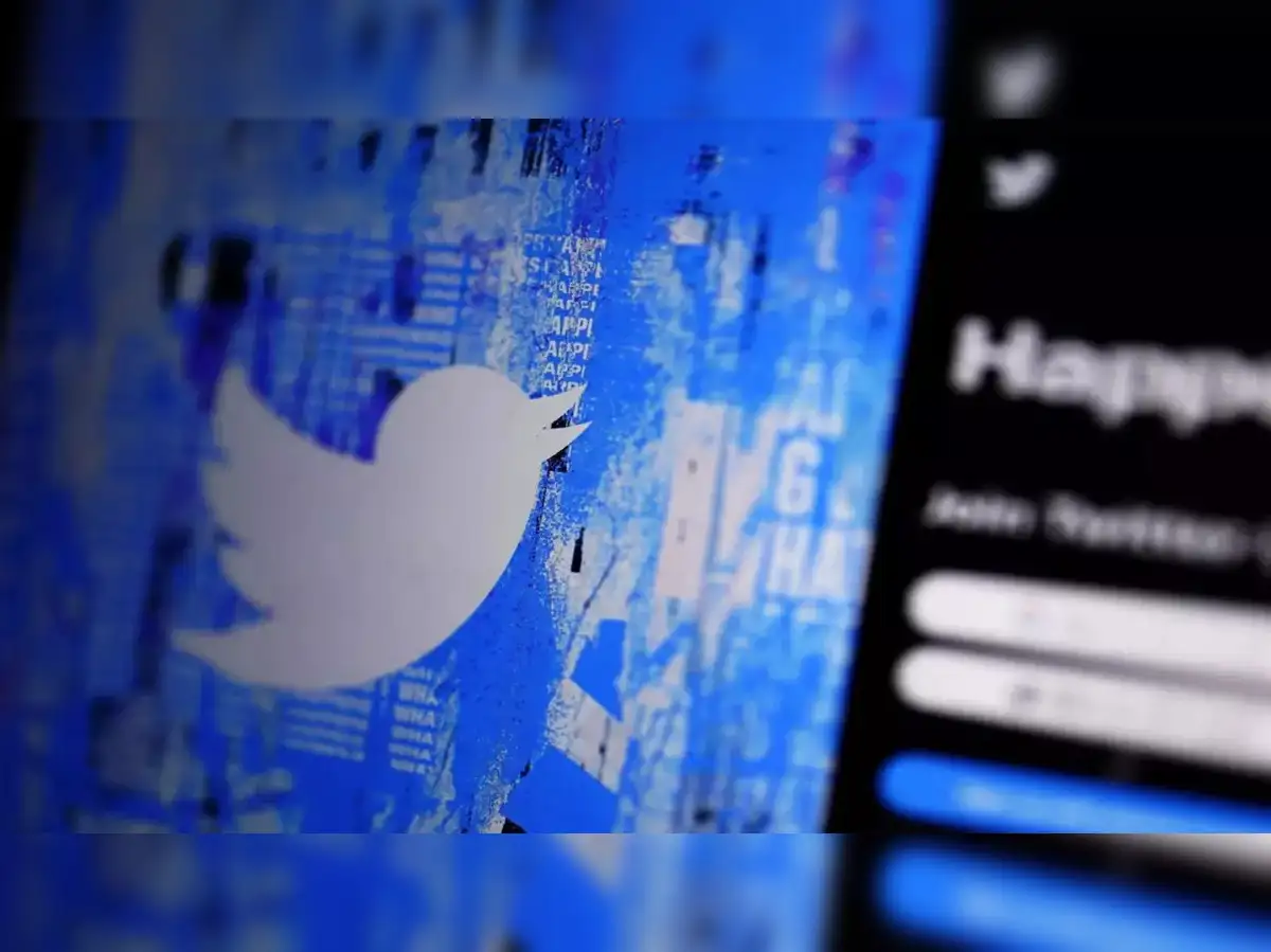 Twitter down News: Twitter down for thousands of users, many unable to ...