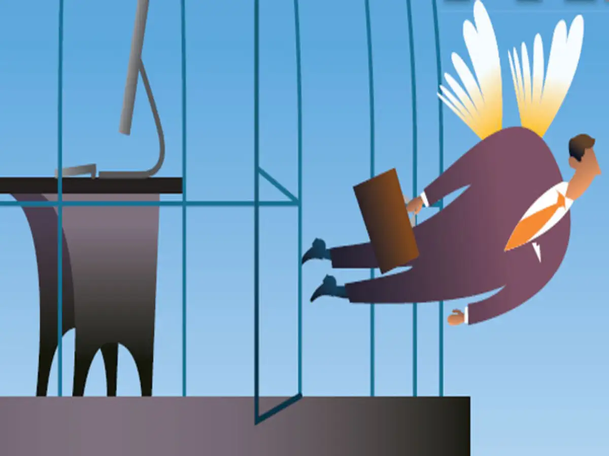 Layoffs: How to ensure a stable career and be free from job worries ...