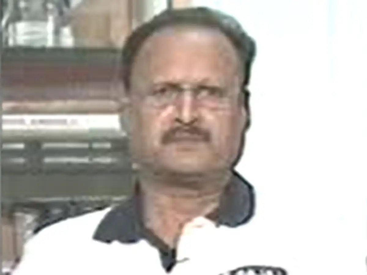 Bajaj Auto: 2013-2014 augurs well for three-wheeler segment: Kevin D'sa ...