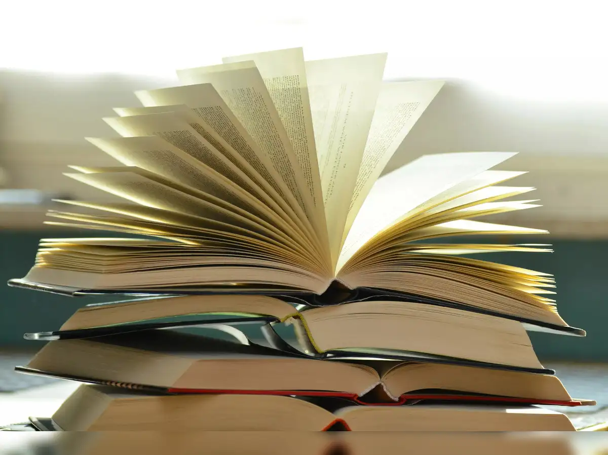 Best GK Books: 10 Best GK Books Online that will help Expand your ...