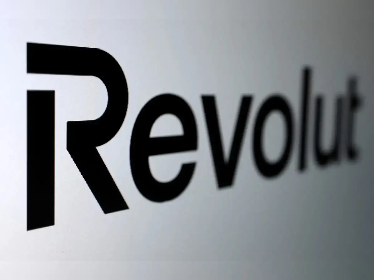 Revolut plans $1.1 billion French expansion, will apply for banking ...