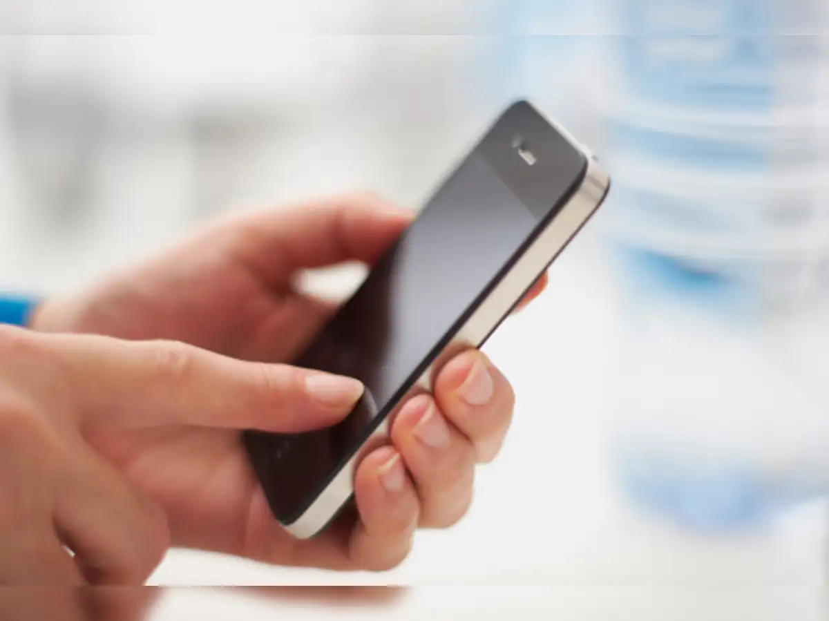 China's smartphone maker Xiaomi set to dial India, to enter 10 ...