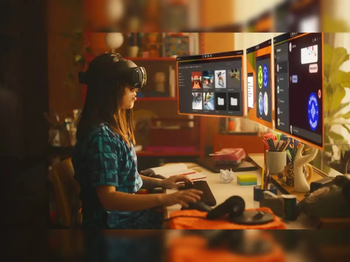 Meta Reality Labs: Meta Reality Labs puts 'about half' of operating ...