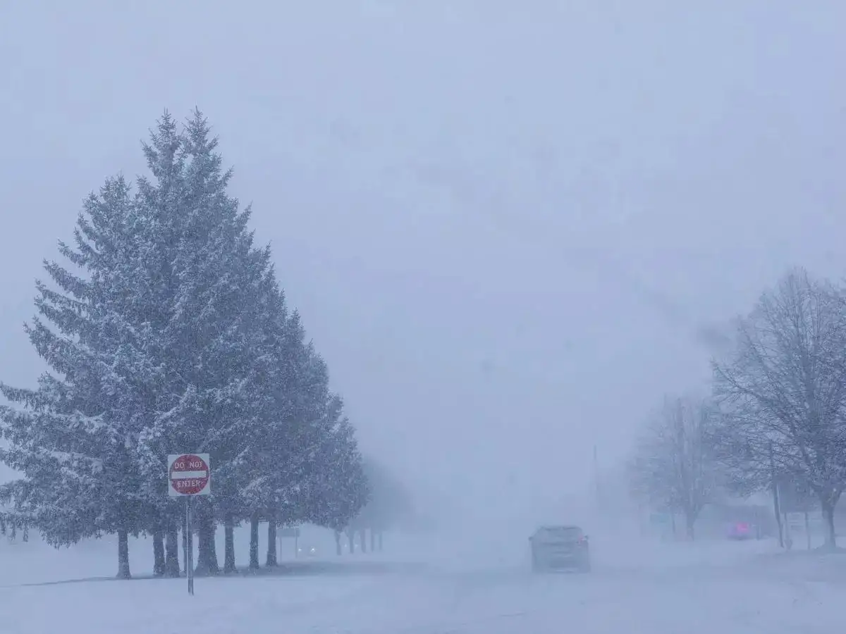 Over 8,000 flights canceled as major winter storm bears down across ...