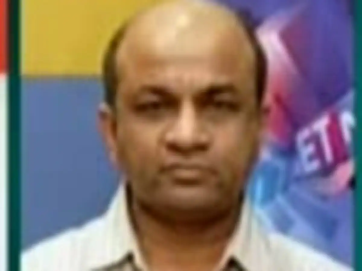 See tax write-back continuing in next couple of quarters as well: Nitin ...