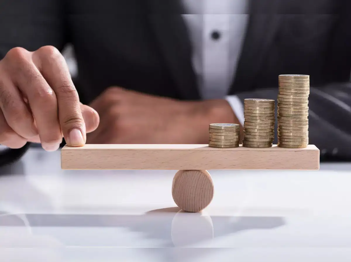 How much risk can you take when investing? Know the difference between ...