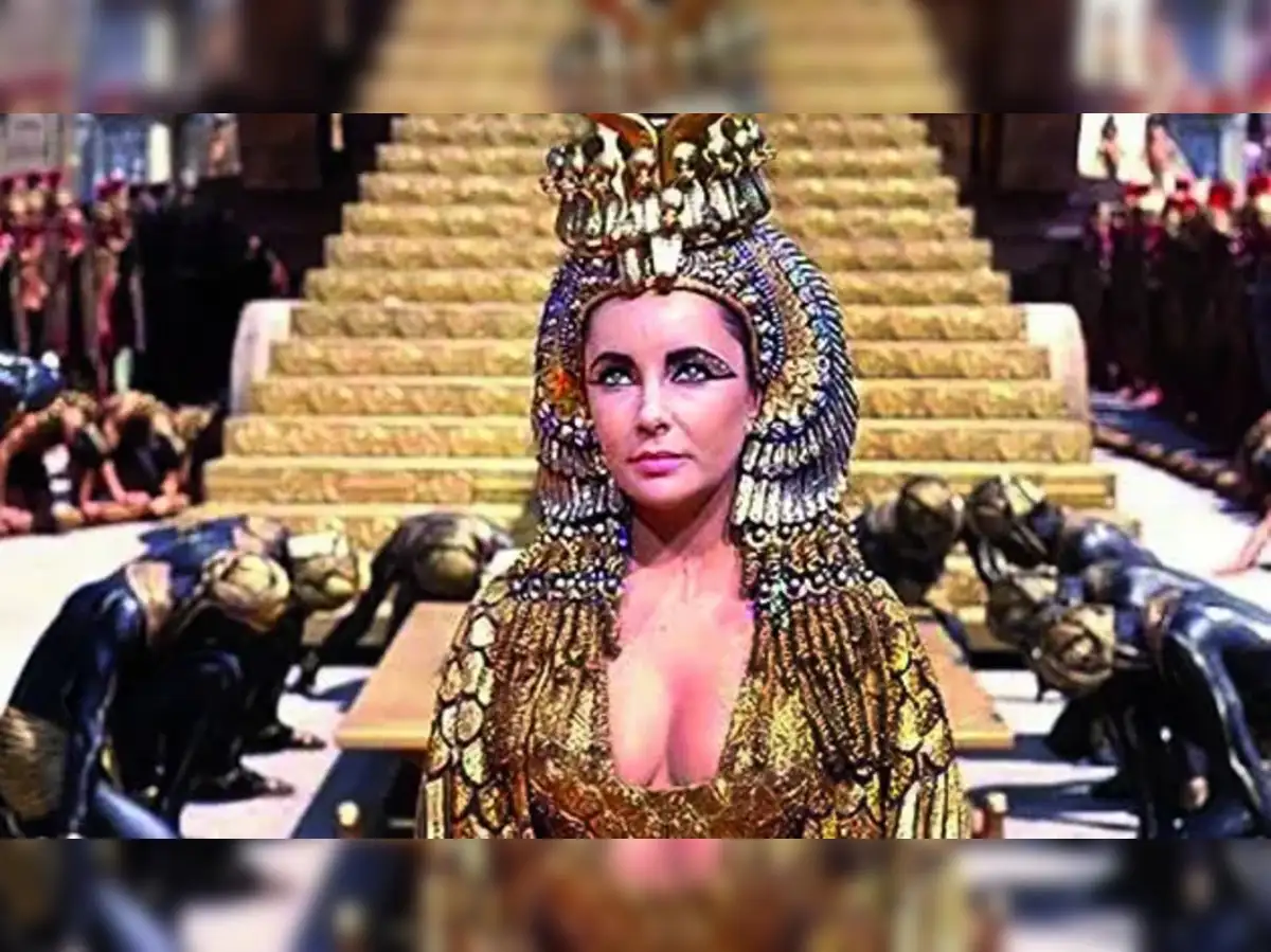 Gold: Recent world history has been fraught with enough risk to make it a very shiny hedge - The ...