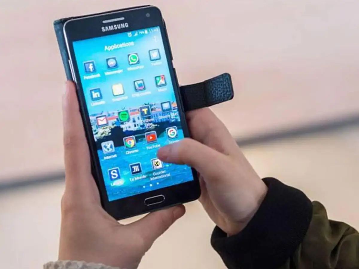 Fake Mobile Apps: Havoc on mobile: Indian internet companies grappling ...