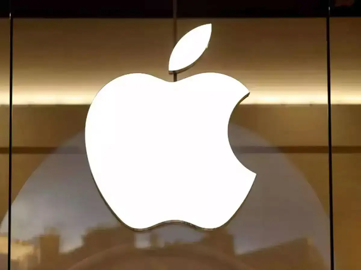 Apple's security chief accused of bribery in US gun-permit probe - The ...