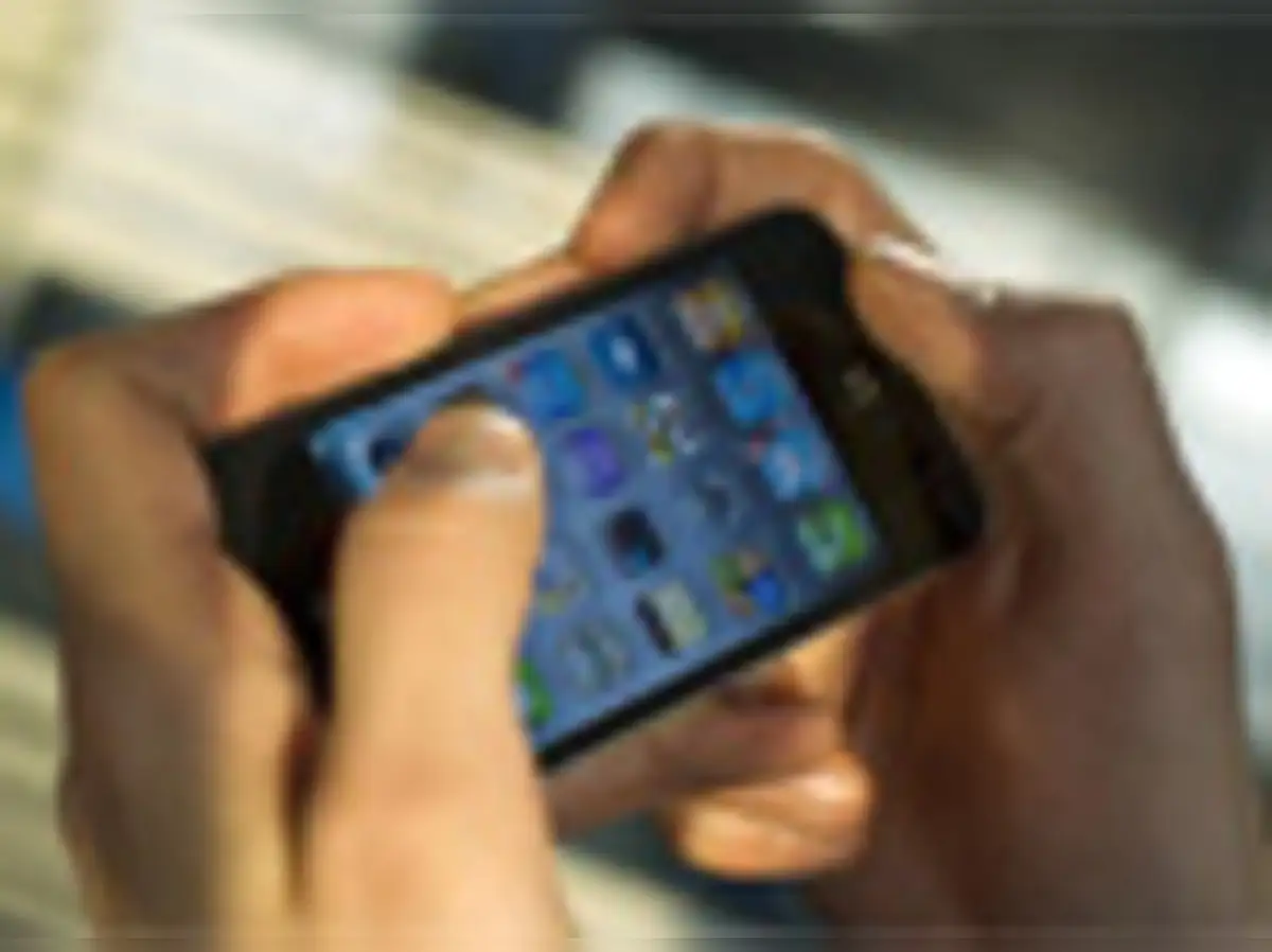 Now, own an iPhone for Rs 3,000 - The Economic Times