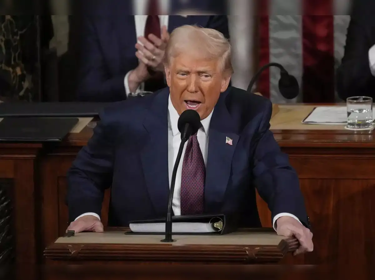 'Green Card, but better': Trump says his Gold Card to US citizenship ...