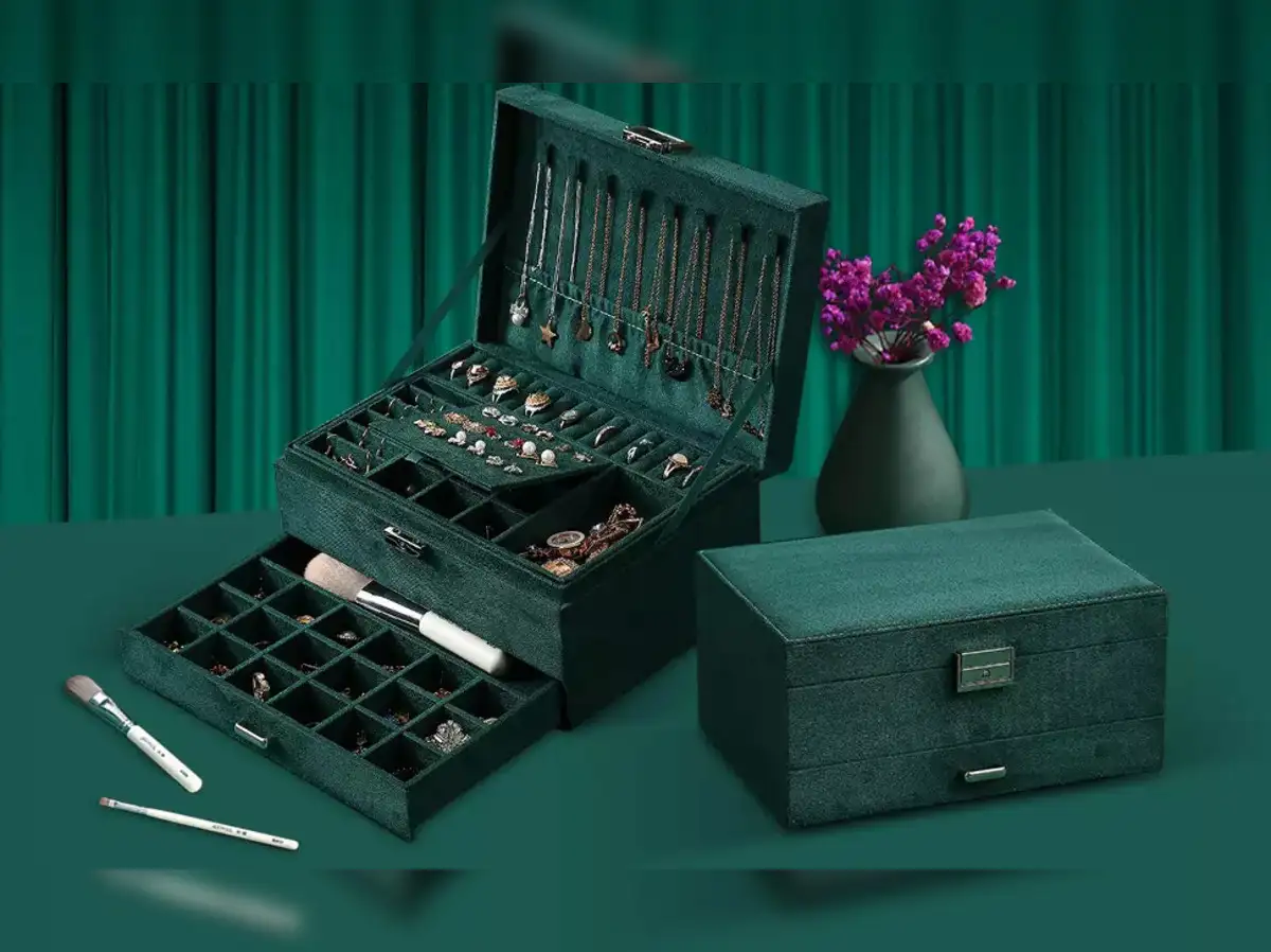 How To Clean Velvet Jewelry Box at Daria Willis blog