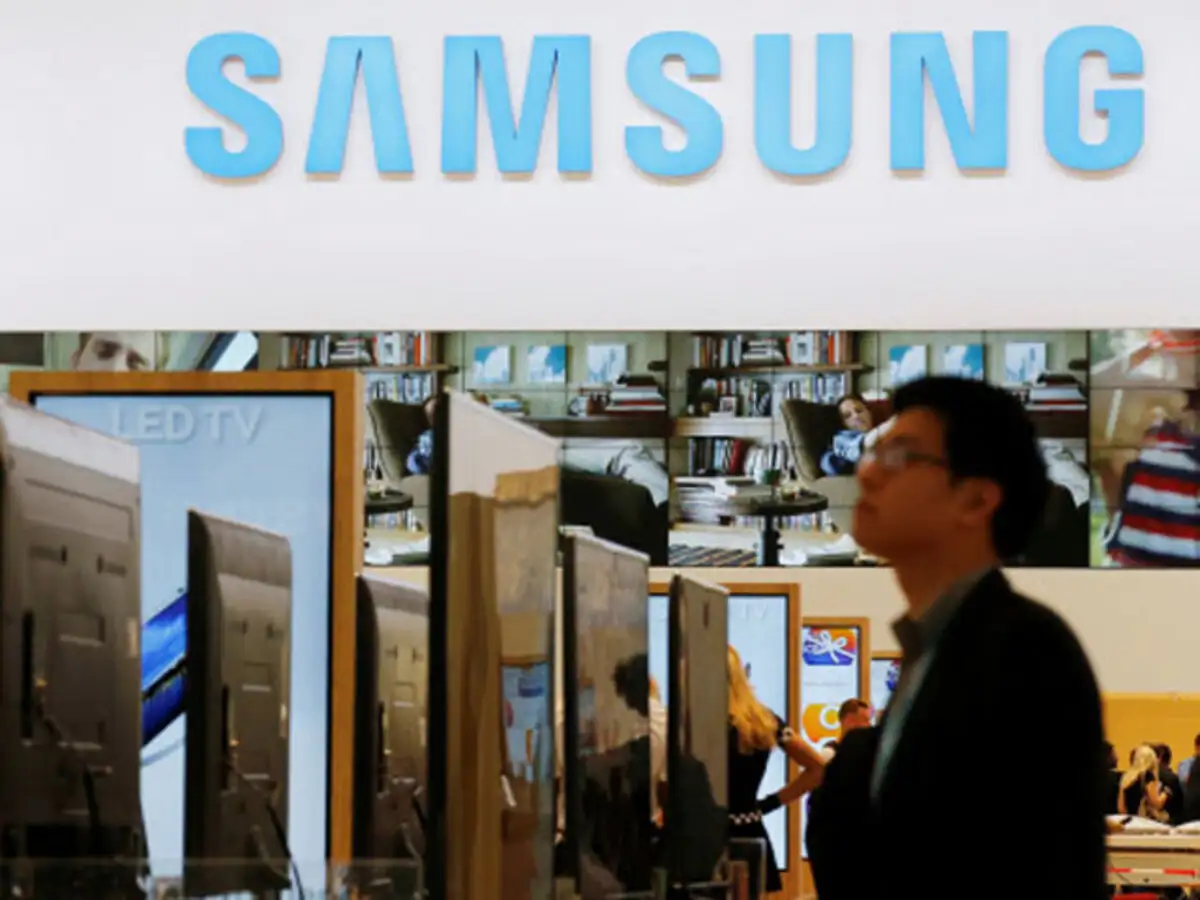 Samsung: Samsung offers one-time screen replacement within 12 months of ...