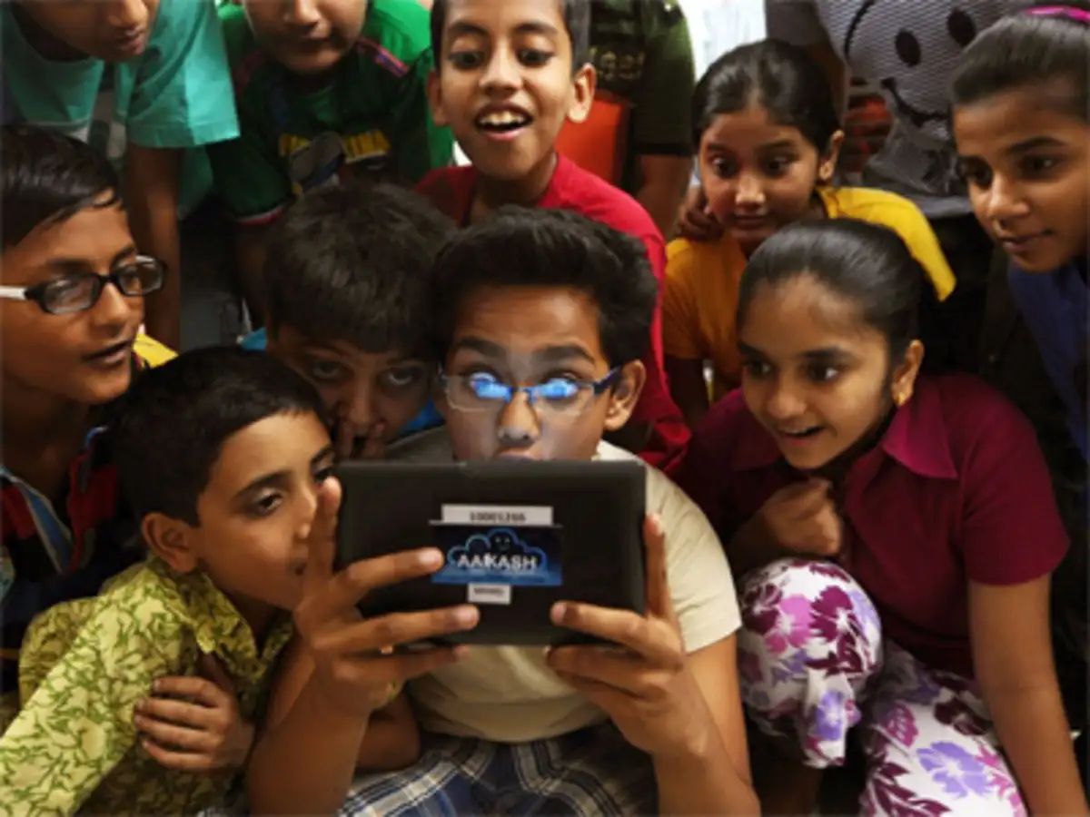 DataWind, makers of low-cost Aakash tablet, to launch new devices for ...