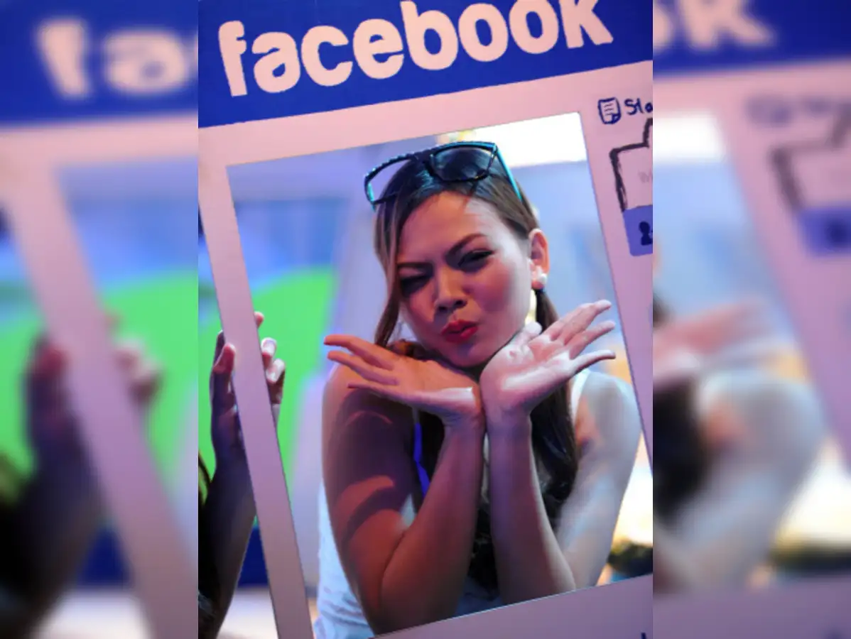 Employees see using Facebook at work as their right: study - The ...