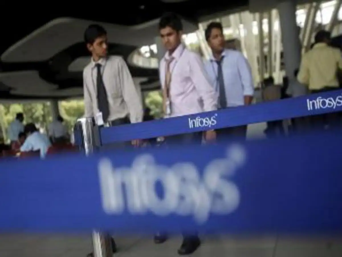 Infosys promotes over 170 top executives - The Economic Times