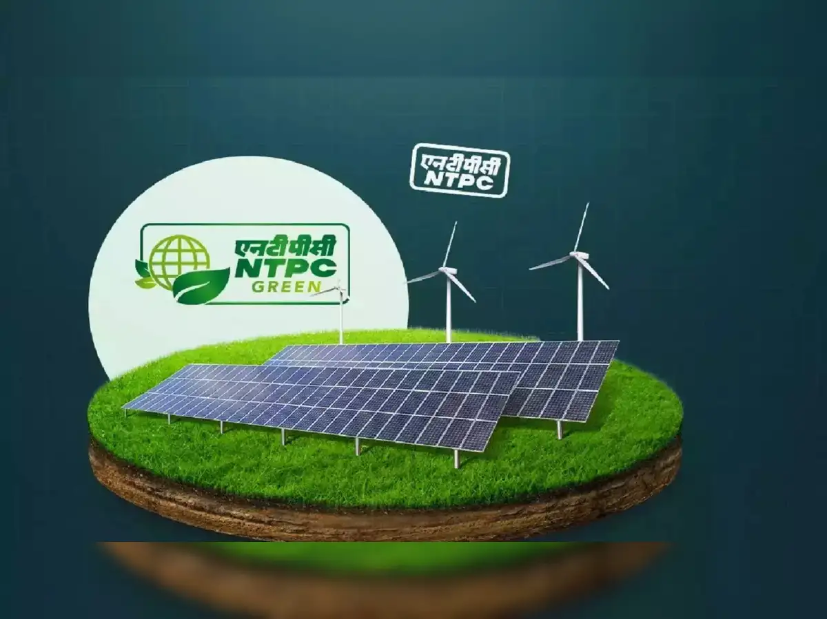 Green Solar 500 Soleolico Unveils Rotating Solar Panels On Wind