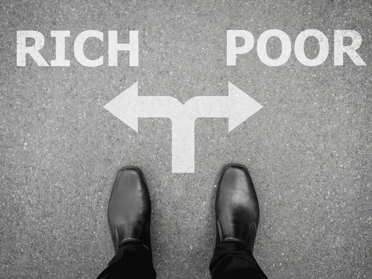 Investment decisions: Feeling poor may lead to riskier behaviour and ...