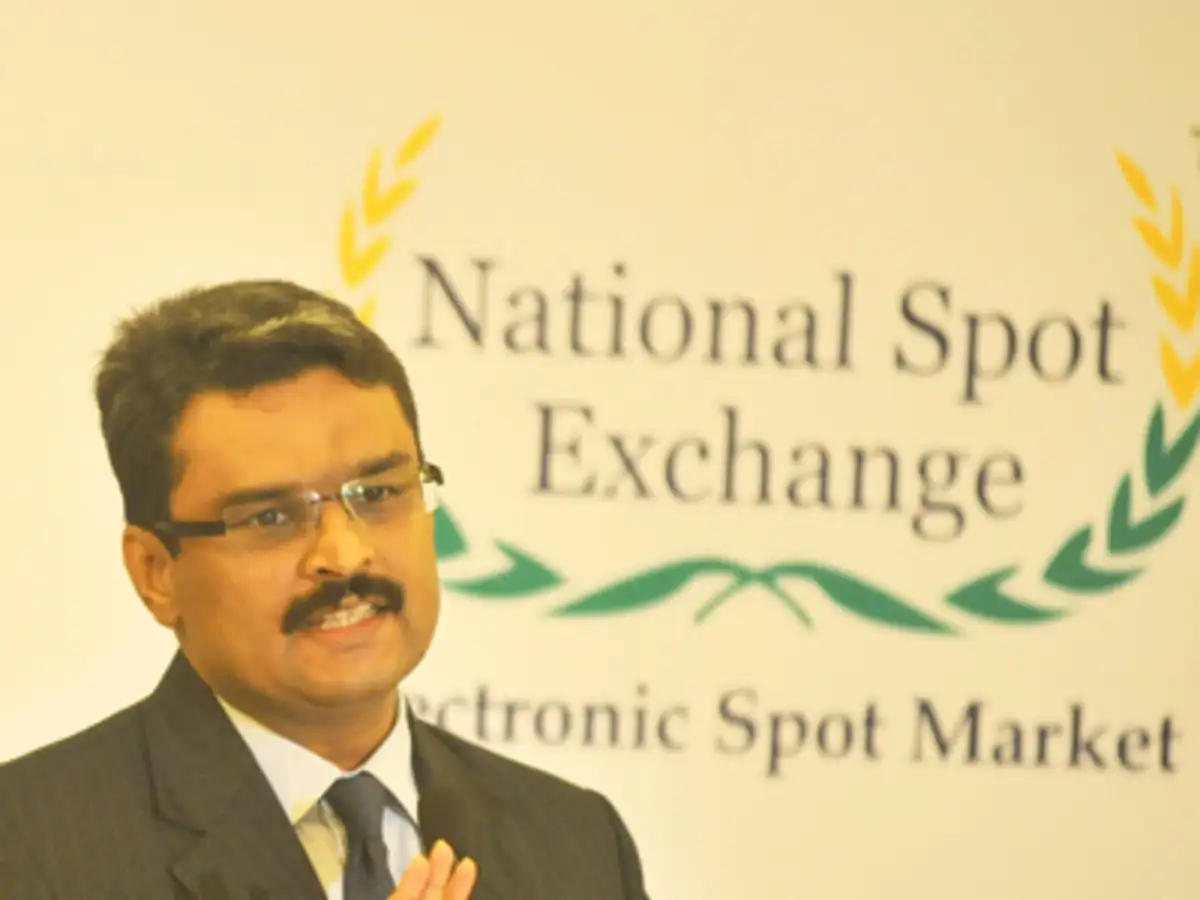 Tech Mahindra: Tech Mahindra looks to buy Financial Technologies - The ...