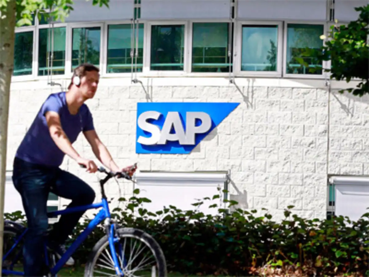 Hitachi and SAP sign OEM agreement for HANA - The Economic Times