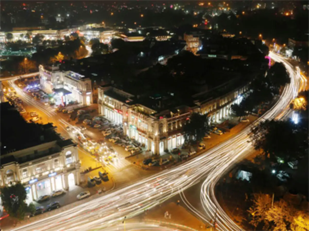 Connaught Place gets public Wi-Fi - The Economic Times