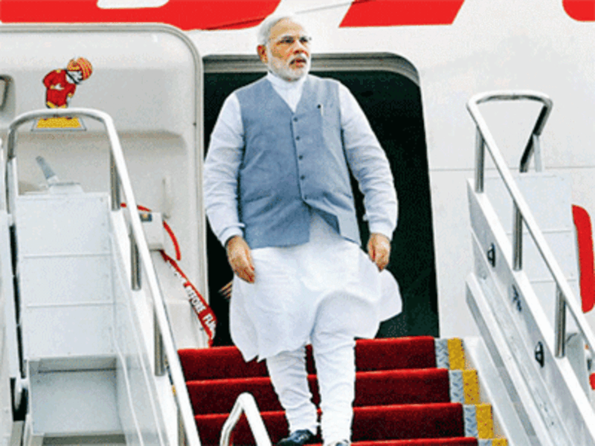 Narendra Modi's effortless transition from CM to PM: A tale of smooth ...