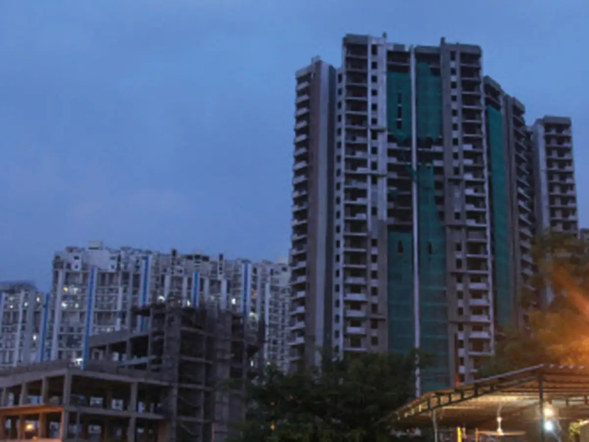 JLL India asks home buyers to avoid Noida Extension, Greater Faridabad ...